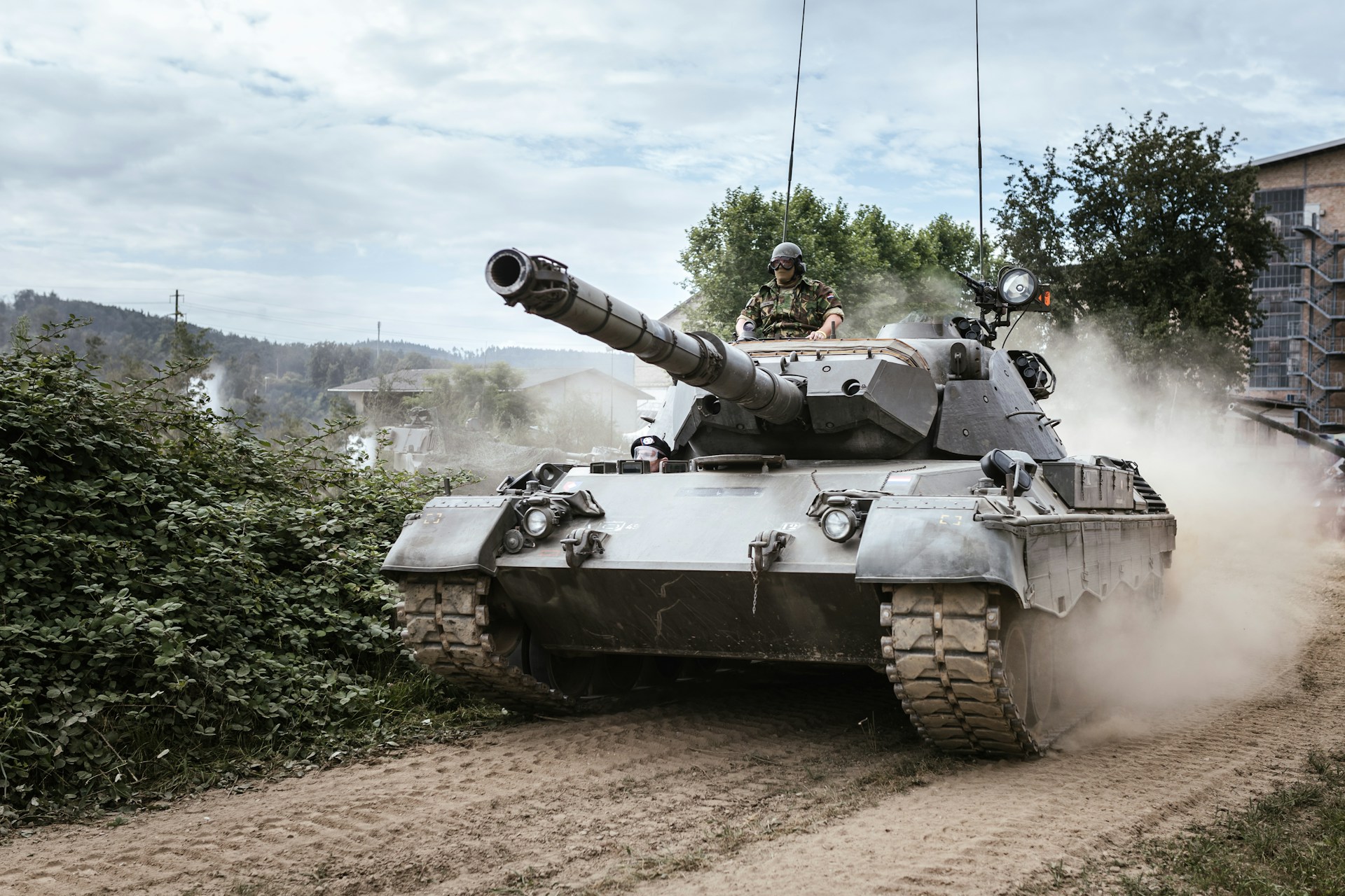 The Titans of the Battlefield: Watch Videos of the Most Powerful Tanks ...