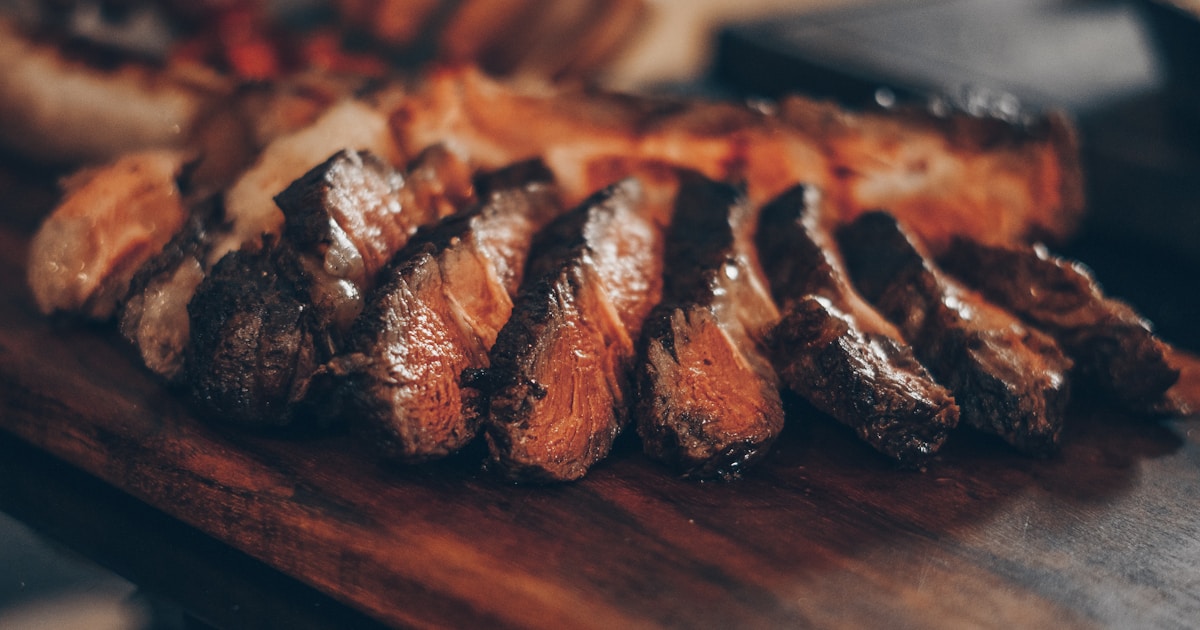 Carnivore Diet: Benefits, Risks & What to Expect (2026 Guide)